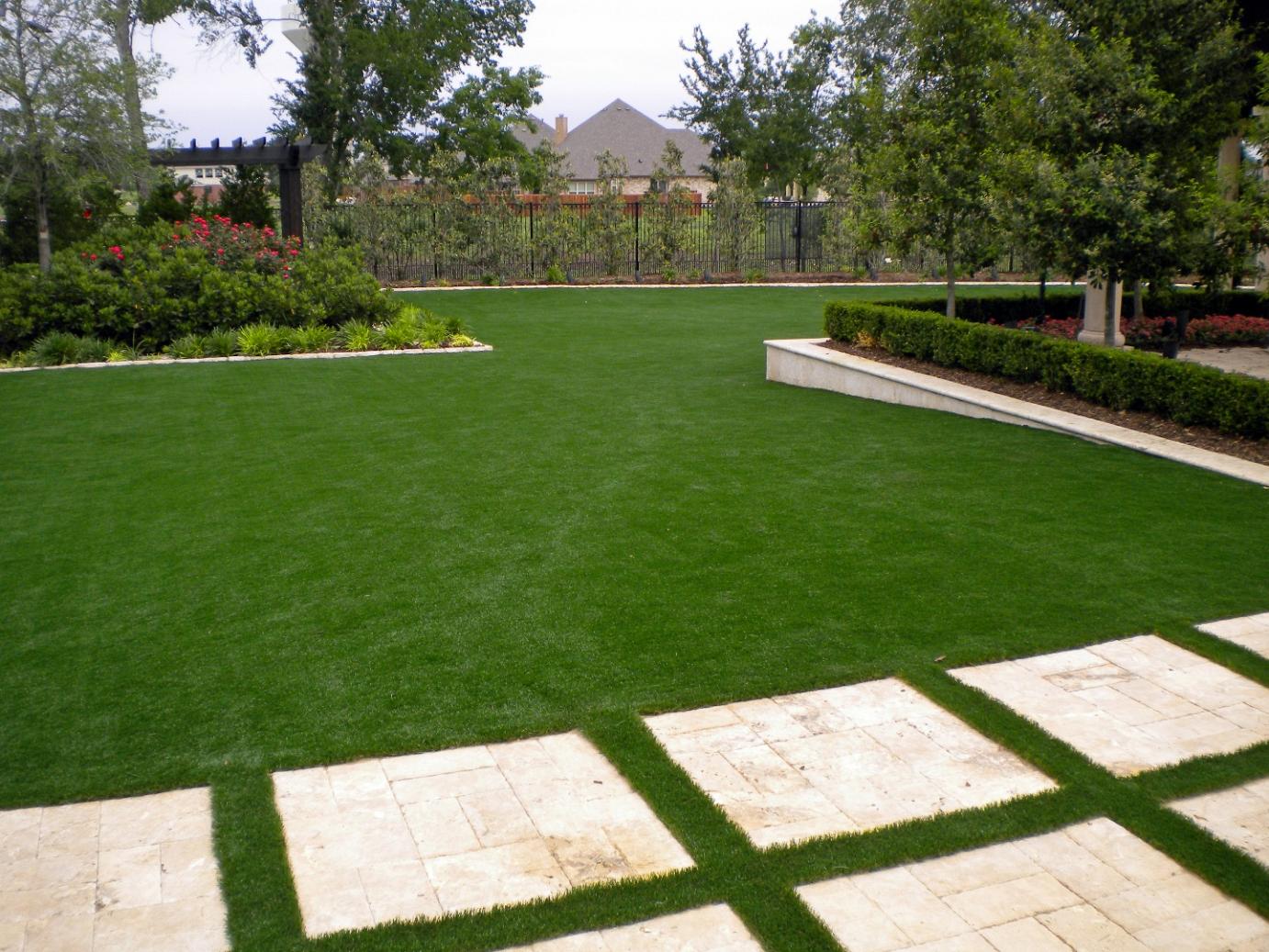 Design Your Backyard by Using Artificial Residential Turf | Hygrass